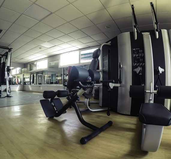 MIAMI FITNESS CLUB est un club de sport basé à Casablanca